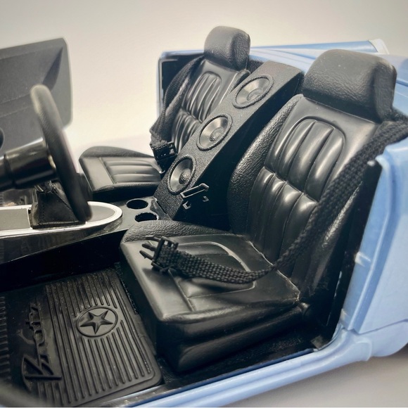 Bratz | Toys | Vintage Bratz 202 Gangster Metallic Baby Blue Lowrider ...